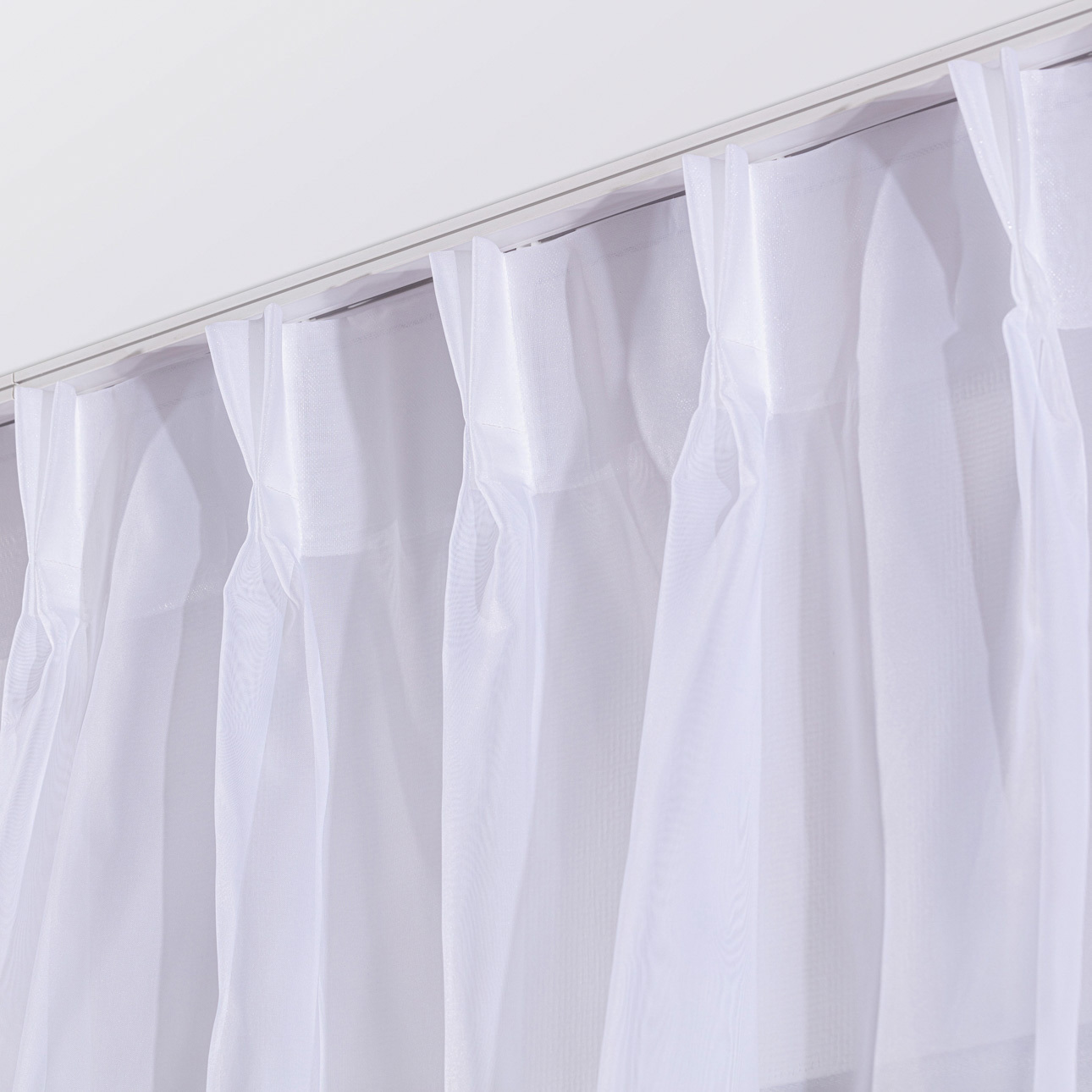 Firana na haczykach flex podwójnych, biały w róże, 901-10 - Dekoria.pl